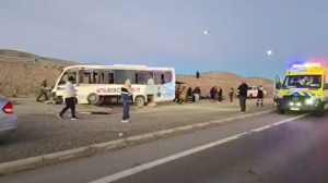 Bus Atacama con turistas que procedía de San Pedro de Atacama volcó a ...